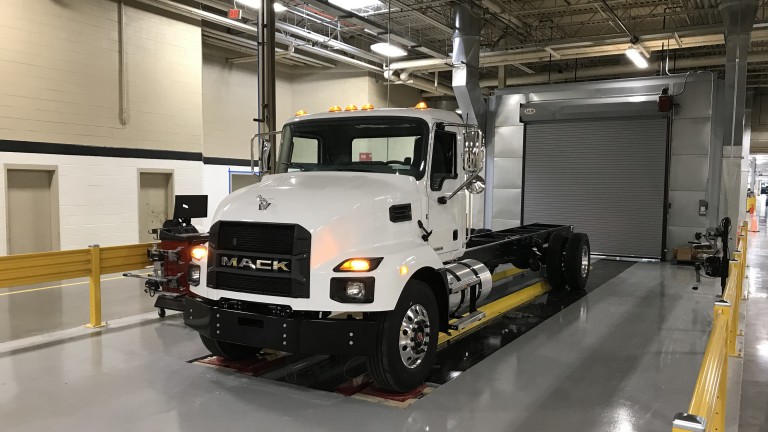 Mack MD Series trucks begin to roll off line at new facility in ...