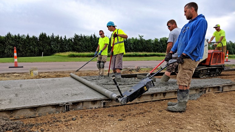 Curb Roller Manufacturing offers world’s first battery-powered roller ...