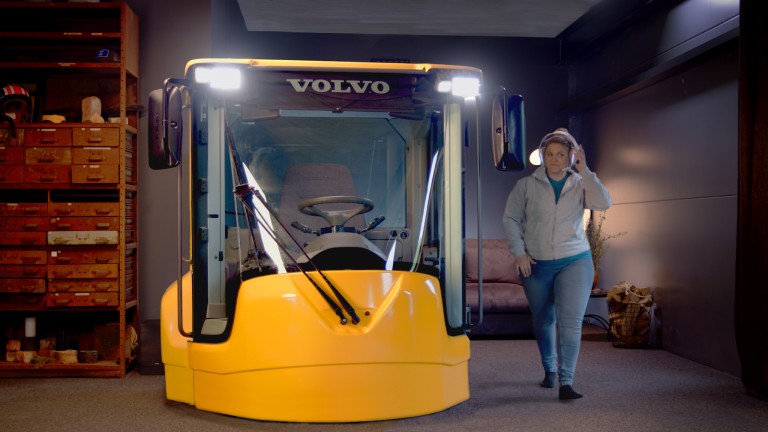 Operate Volvo CE forestry equipment from your living room