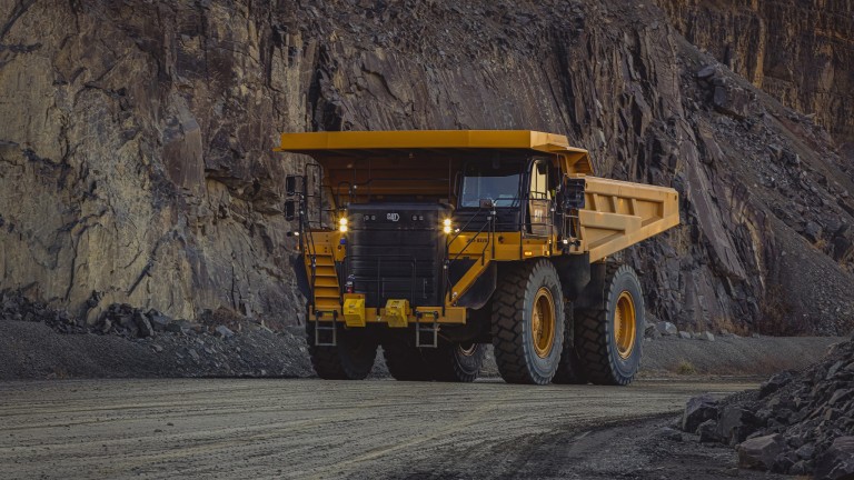 Cat, Luck Stone advance autonomy in the aggregates industry