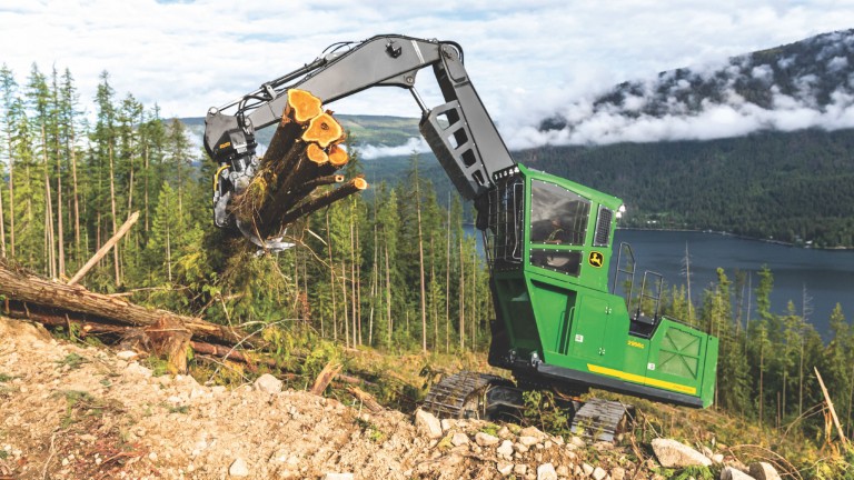 John Deere's new crawler log loader weighs under 90,000 lbs