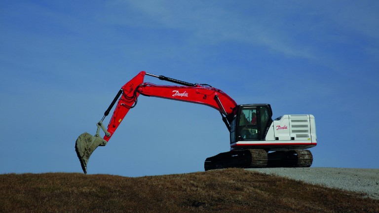 Danfoss' excavator hydraulic system saves fuel, reduce CO2