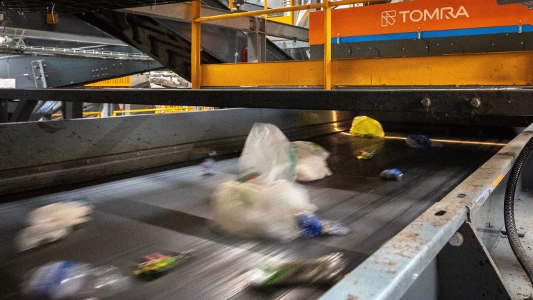 TOMRA's six tips for maintaining optical sorters