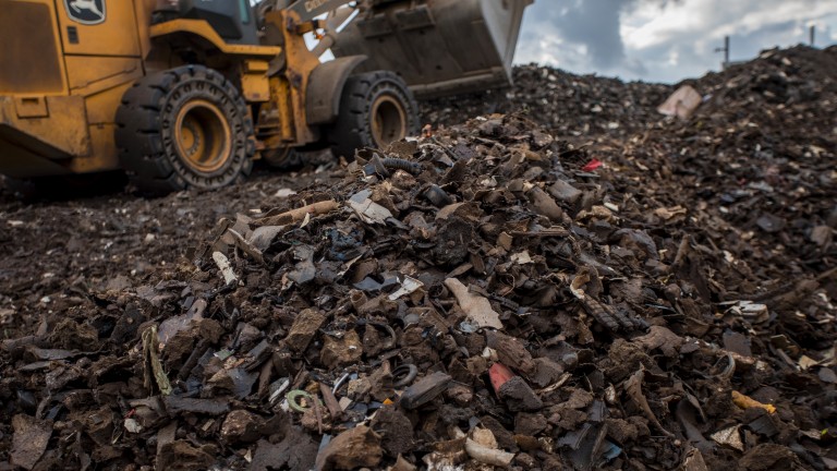 Eastman completes automotive plastic waste recycling project