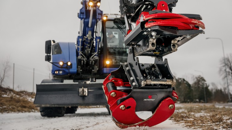 Rototilt vastly expands range of tool attachment frames