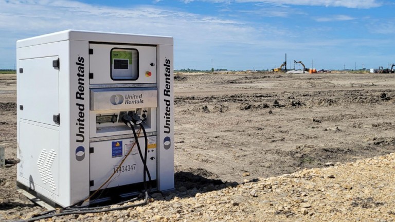 United Rentals outlines how hybrid power reduces emissions