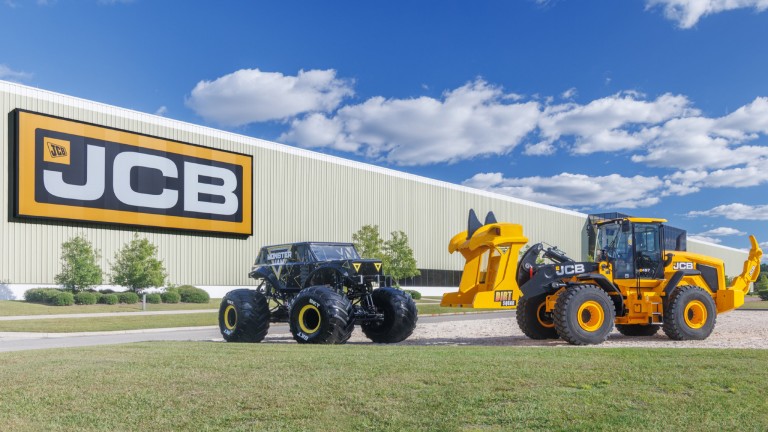 JCB’s DIGatron ready to mash the throttle at Monster Jam
