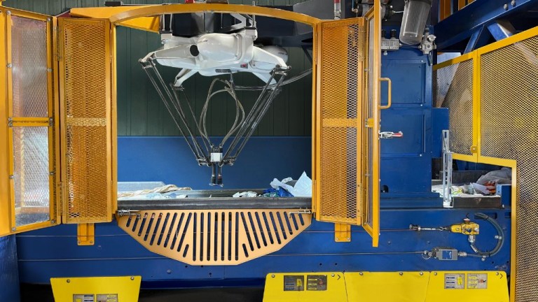 Machinex’s most space-efficient sorting robot